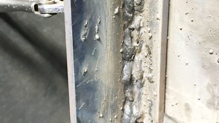 How to Weld 7018 Vertical – Expert Tips & Tricks