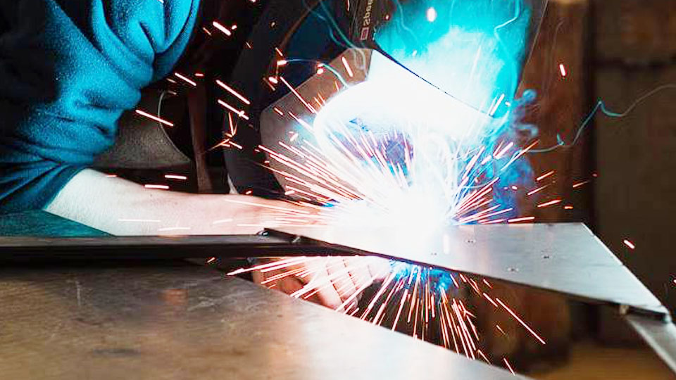 What are the Advantages and Disadvantages of Welding?